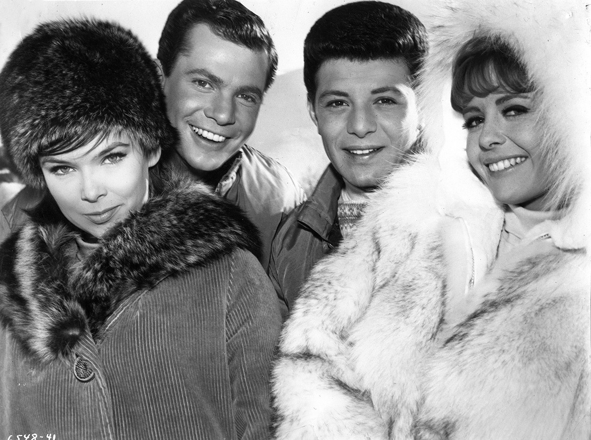 YvonneCraig.com