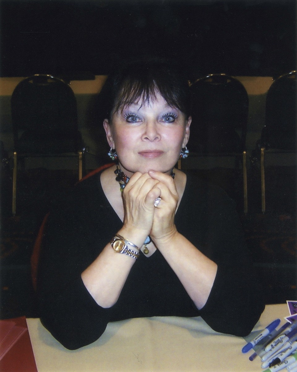 YvonneCraig.com